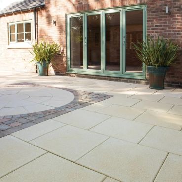 bradstone paving